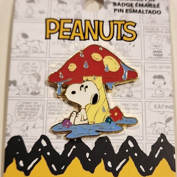 Loungefly | Accessories | Loungefly Peanuts Snoopy Rainy Day Mushroom ...